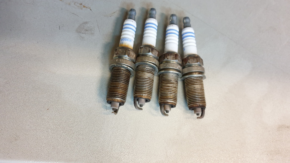 0242229923 Свеча зажигания BOSCH | Запчасти на DRIVE2