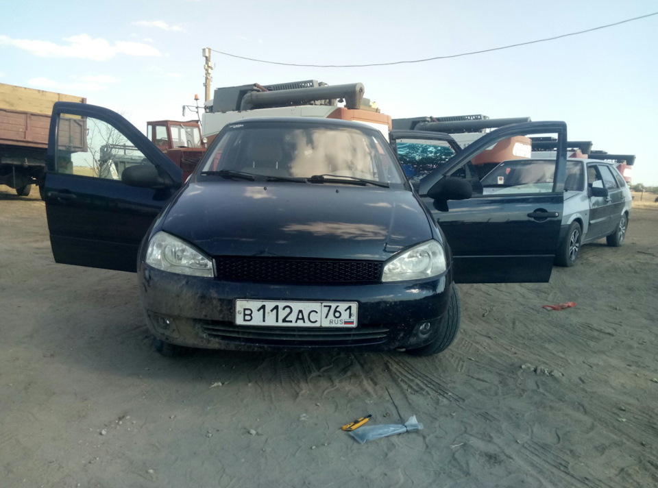 Замена салонных фильтров и восстановление резьбы крепления подкапотных ...