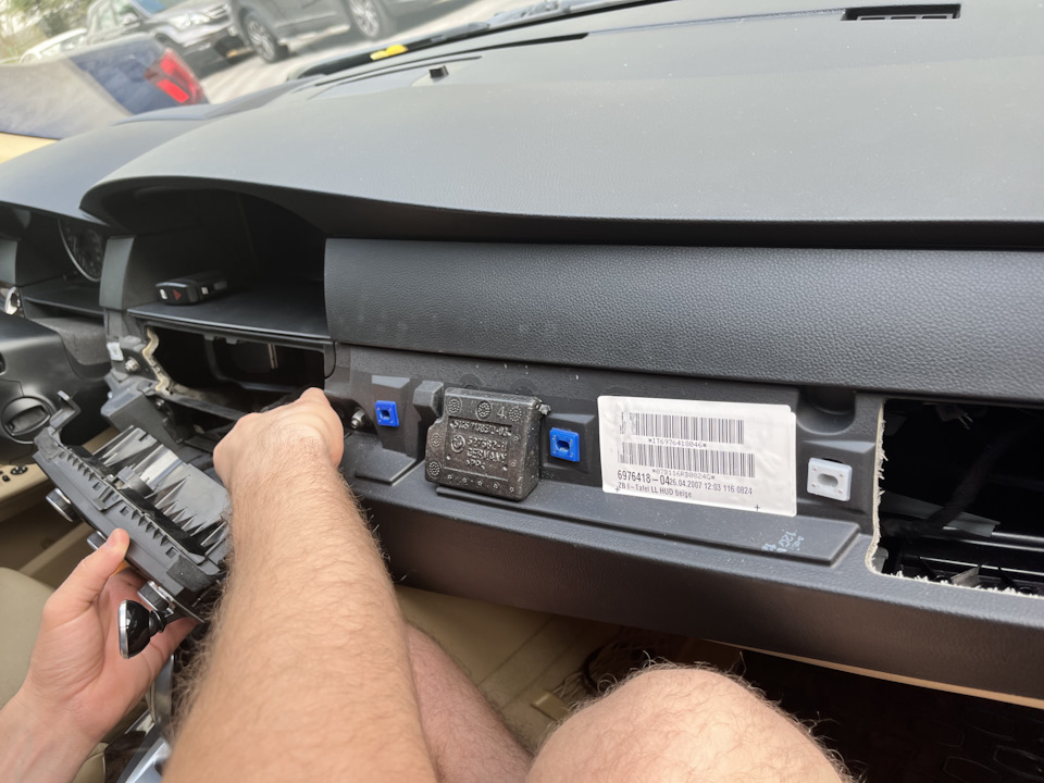 Замена кнопок климат контроля — BMW 5 series (E60), 4 л, 2007 года ...