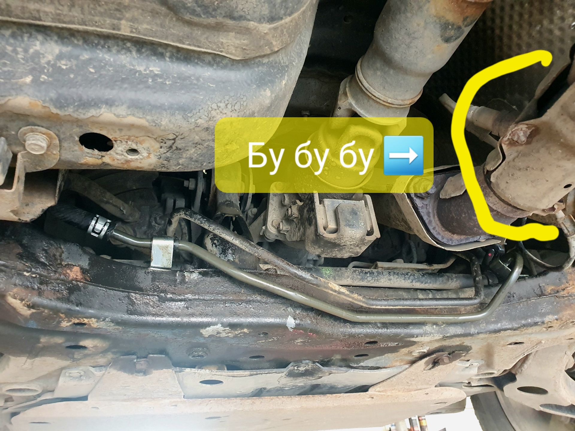 Замена трубки обратки ГУРа — Mitsubishi Outlander XL, 2 л, 2012 года ...