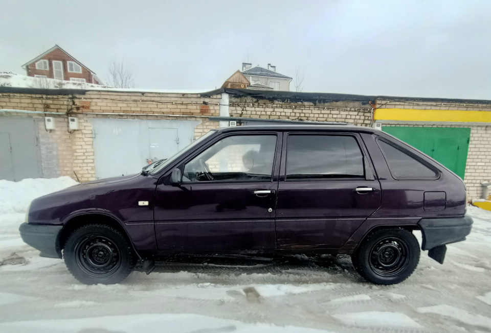 3. Черные штампы — ИЖ 2126, 1,7 л, 2002 года | колёсные диски | DRIVE2