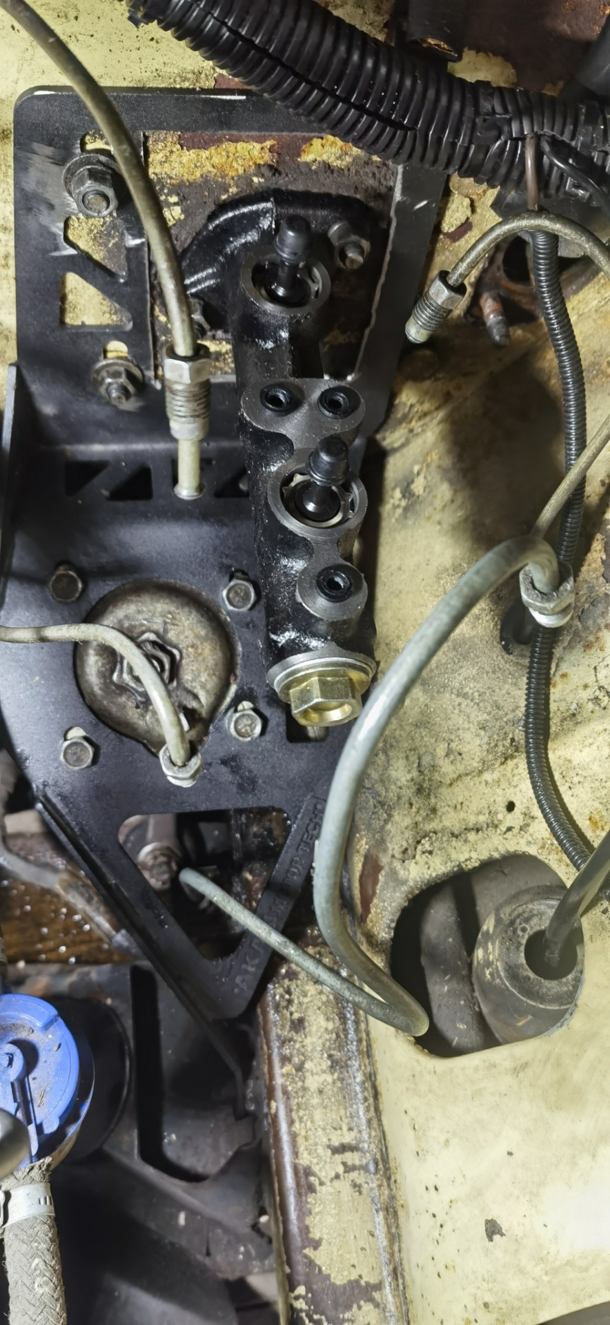 Усилитель рулевого редуктора Akan — Lada 21013, 1,2 л, 1986 года | тюнинг | DRIVE2