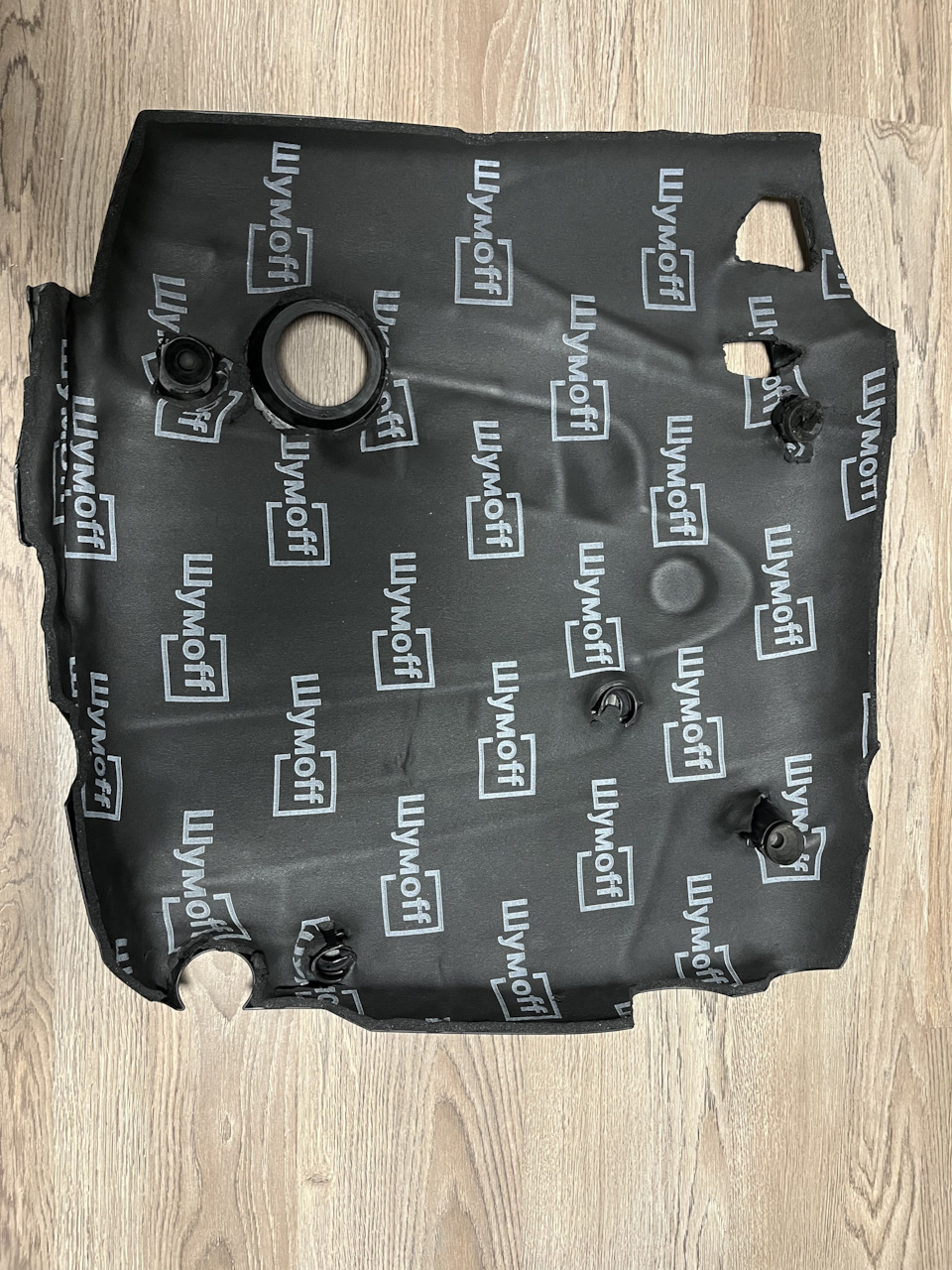 Шумоизоляция крышки двигателя — Mercedes-Benz E-class (W211), 2,2 л ...