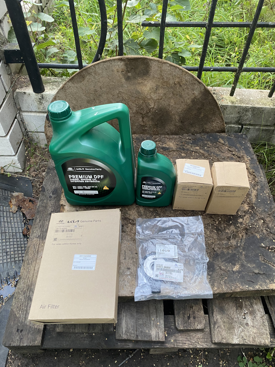 Замена масла и датчика подогрева фильтра — Hyundai Grand Starex, 2,5 л ...