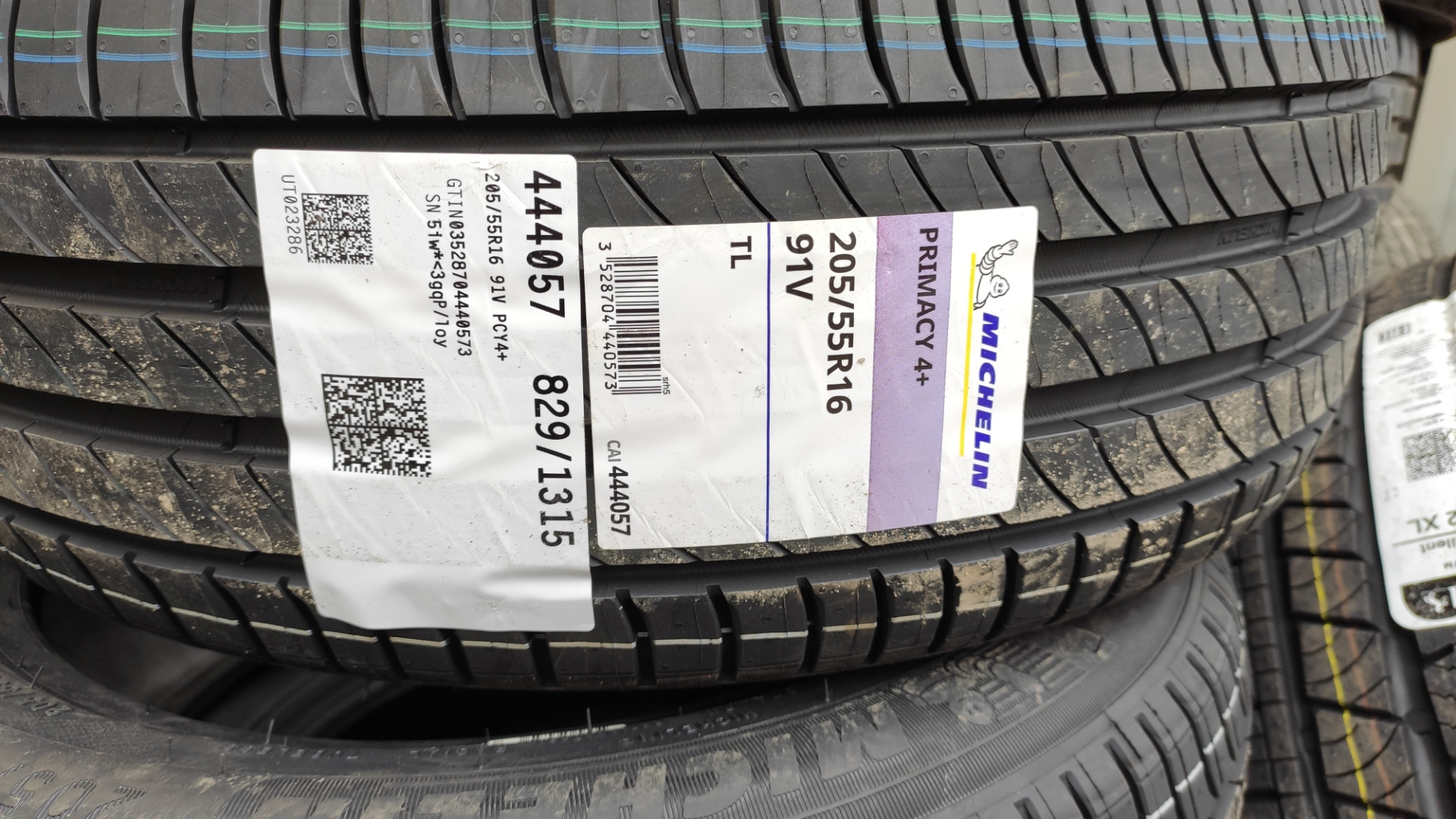 Новые летние шины — Volkswagen Passat B6, 2 л, 2010 года | шины | DRIVE2