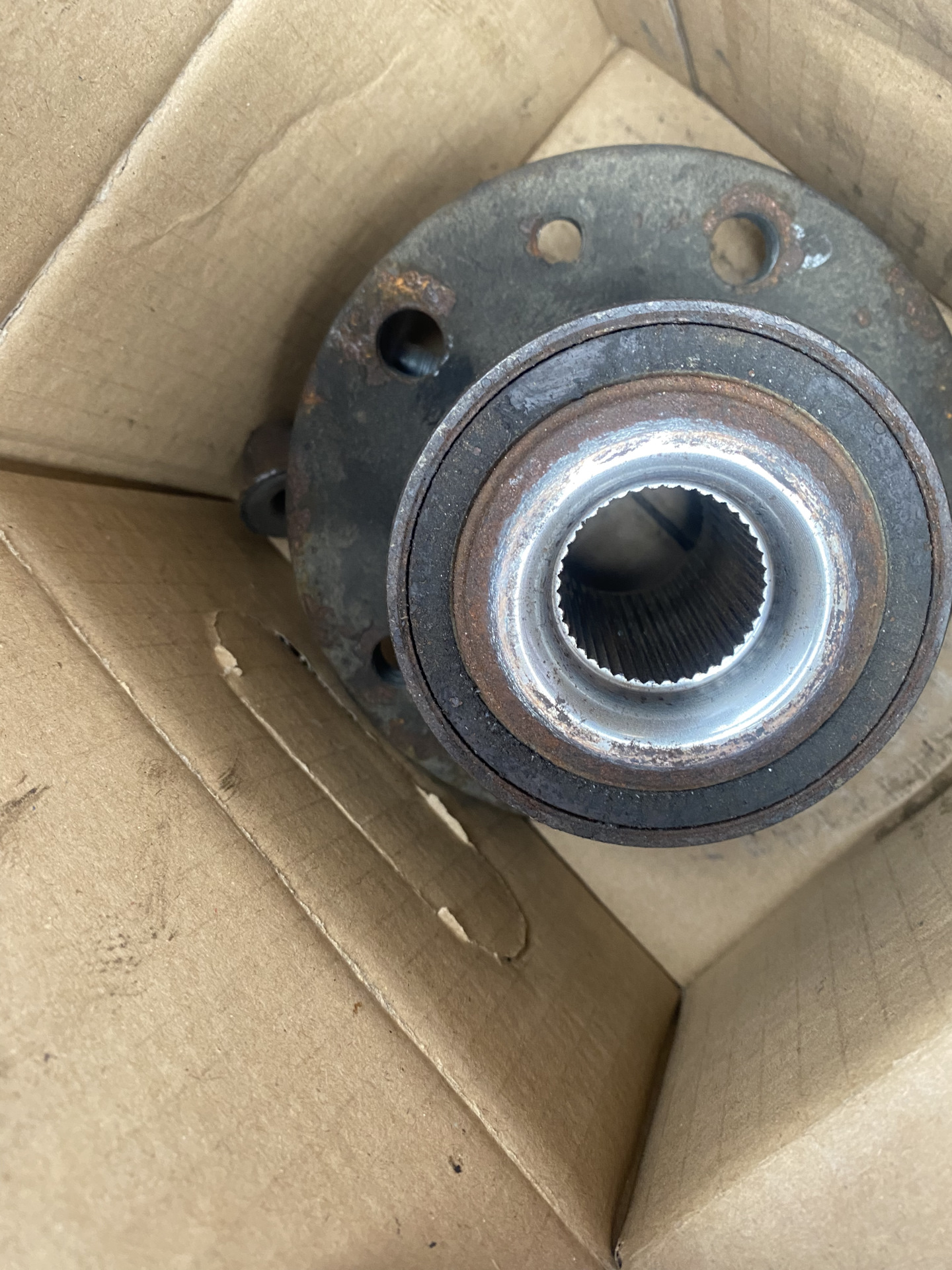 Планы и замена ступицы — Volvo S60 (2G), 2 л, 2014 года | плановое ТО ...