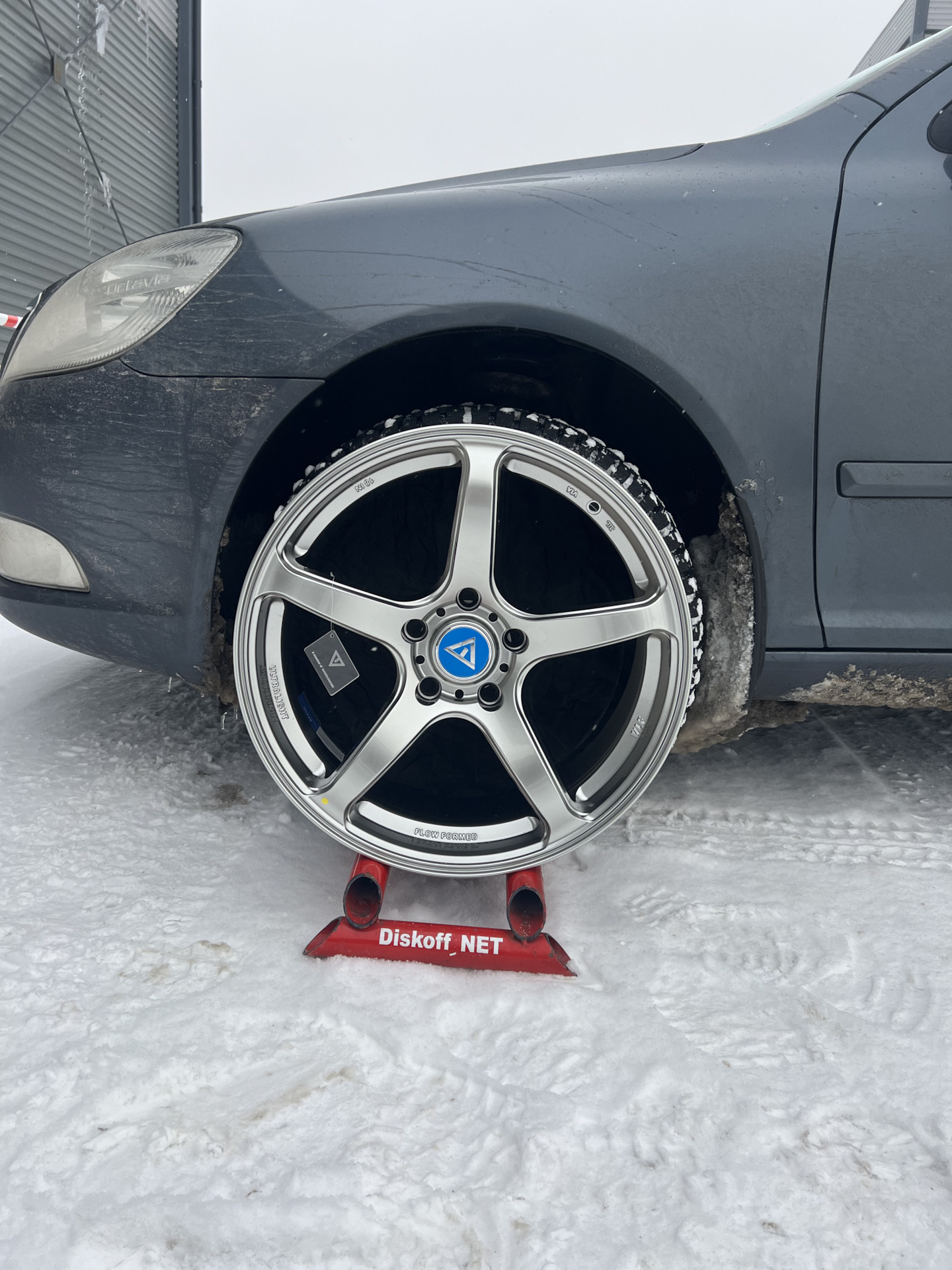 Низкопрофильная резина и занижение — Skoda Octavia A5 Mk2, 1,8 л, 2010 ...