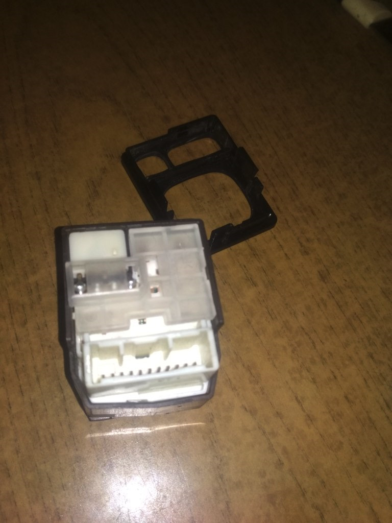 8487028040 Переключатель регулировки зеркала TOYOTA LEXUS | Запчасти на ...