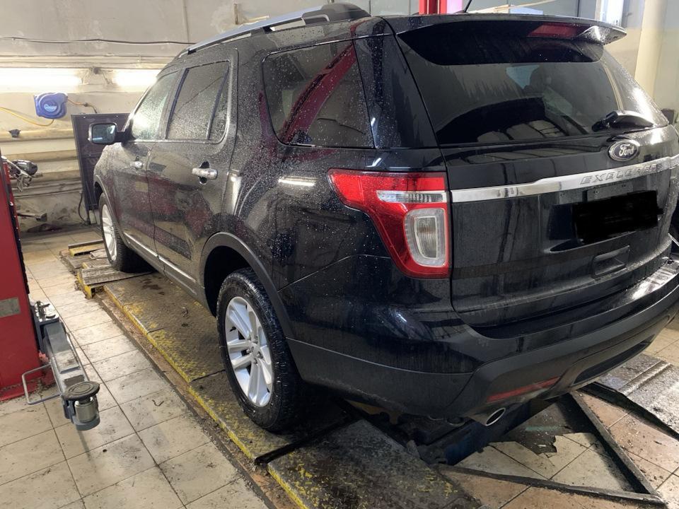 Проставки задних колес. — Volkswagen Passat B3, 1,6 л, 1989 года ...