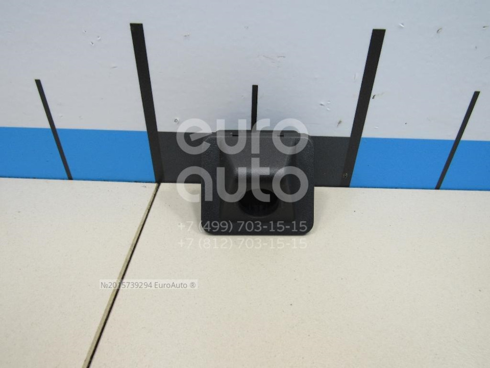 31425107 Кронштейн задней камеры помощи при парковке Volvo | Запчасти ...