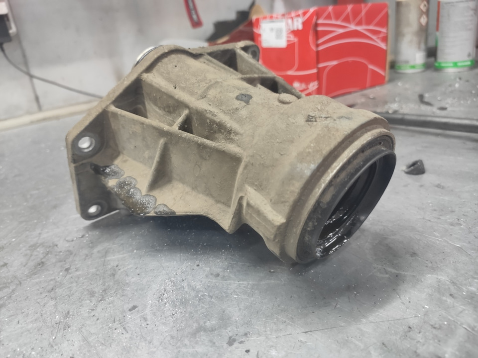 31507578652 Опорный кронштейн BMW | Запчасти на DRIVE2