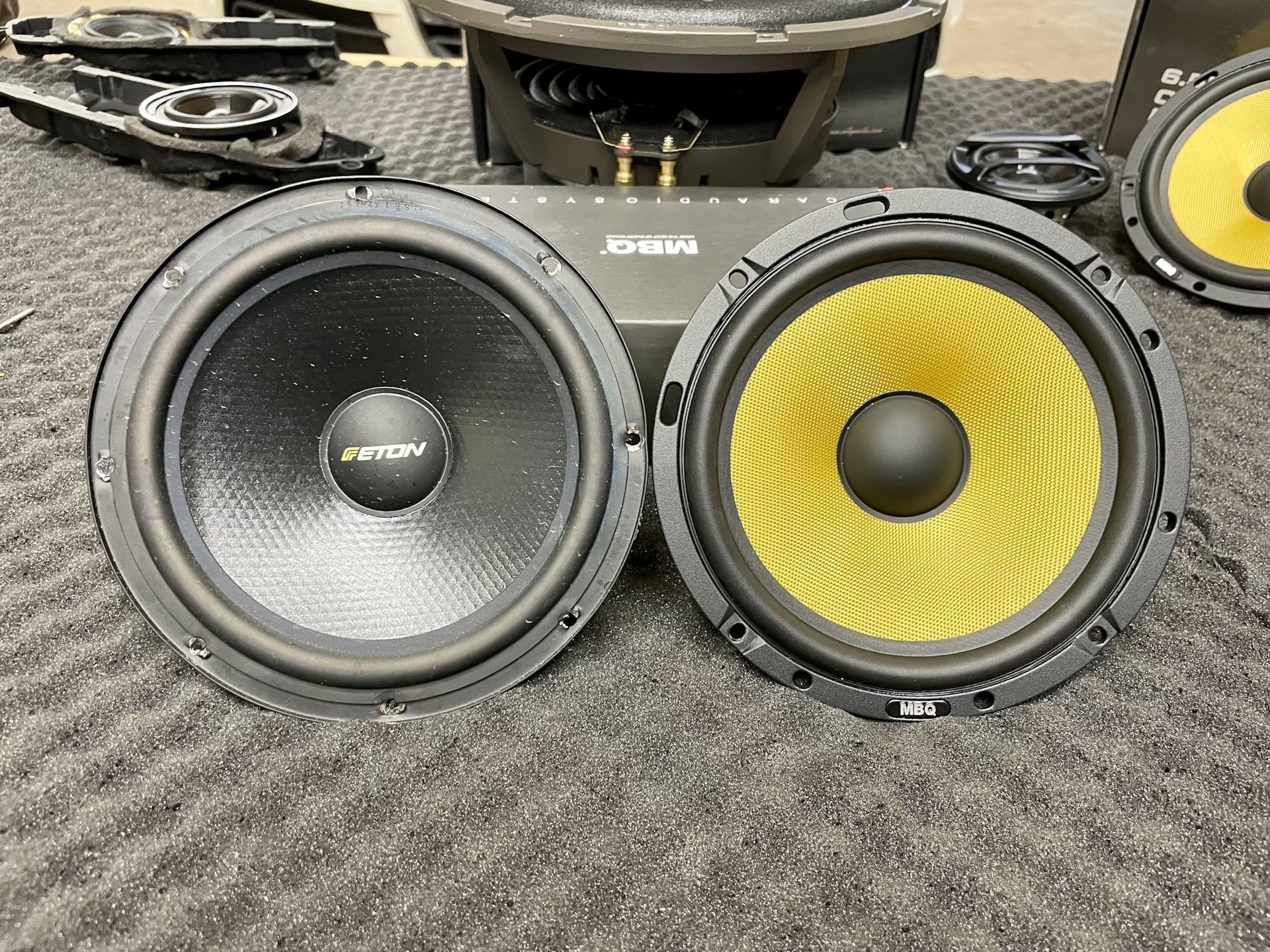 Меняем всю акустику на MBQ — Audi A1 (1G), 1,4 л, 2010 года | автозвук | DRIVE2