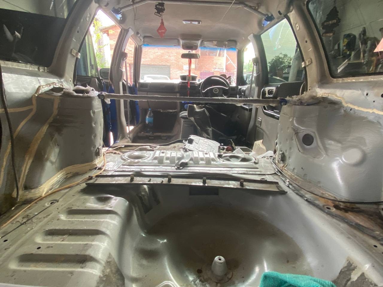 #17 — Задние стаканы + пол [Процесс] — Subaru Forester (SF), 2 л, 1999 ...