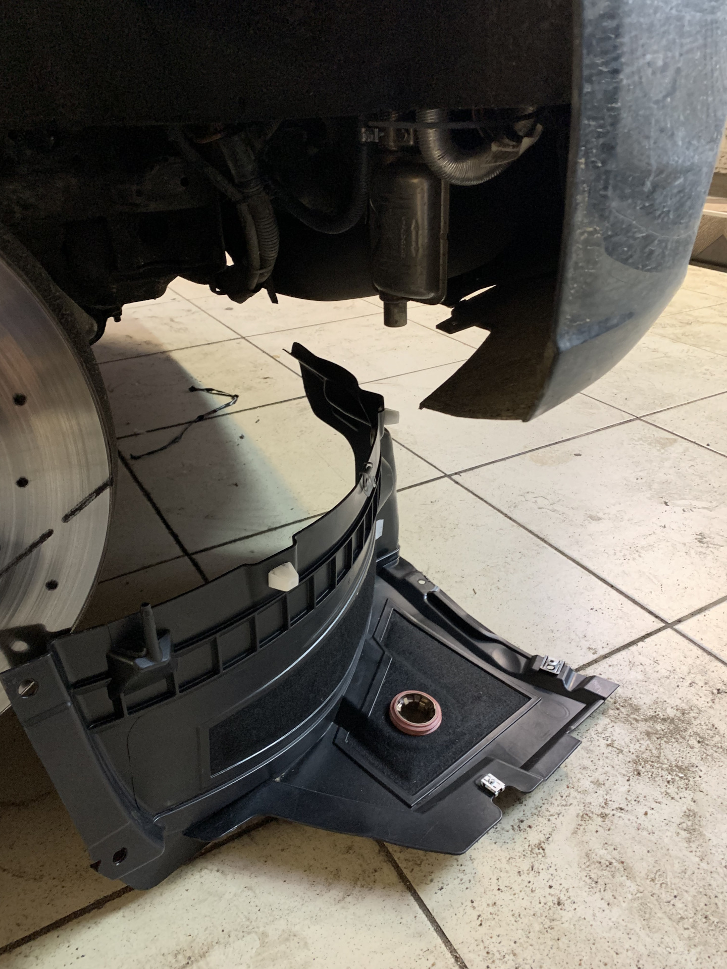 Установка Webasto 5KWt с дистанционным запуском GSM — Audi A6 (C7), 3 л ...