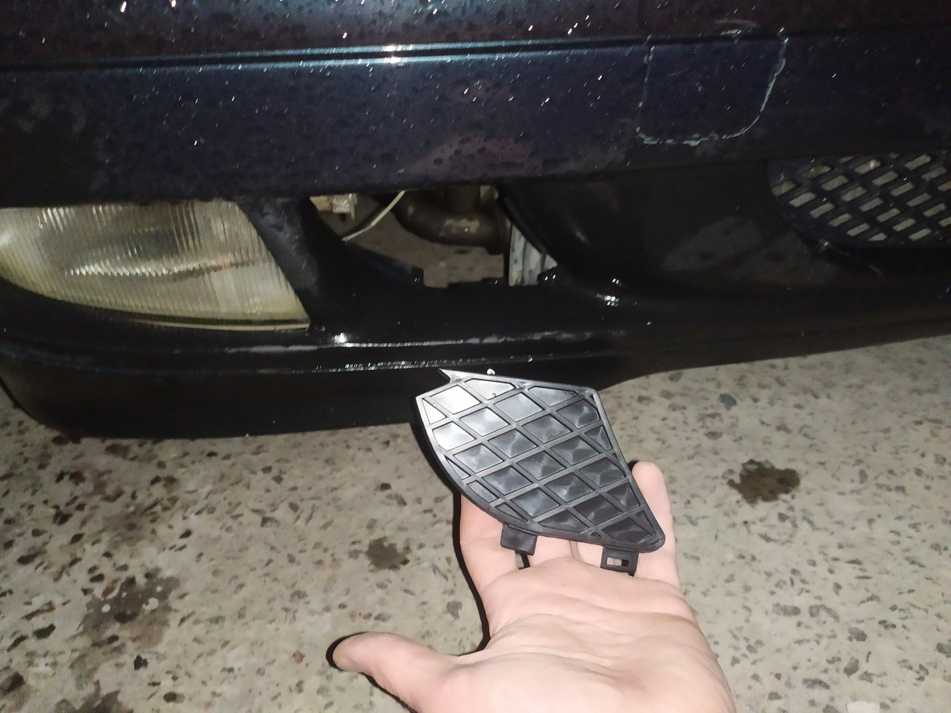 заглушки в бампер — Mercedes-Benz E-Class (W210), 3,2 л, 1999 года ...