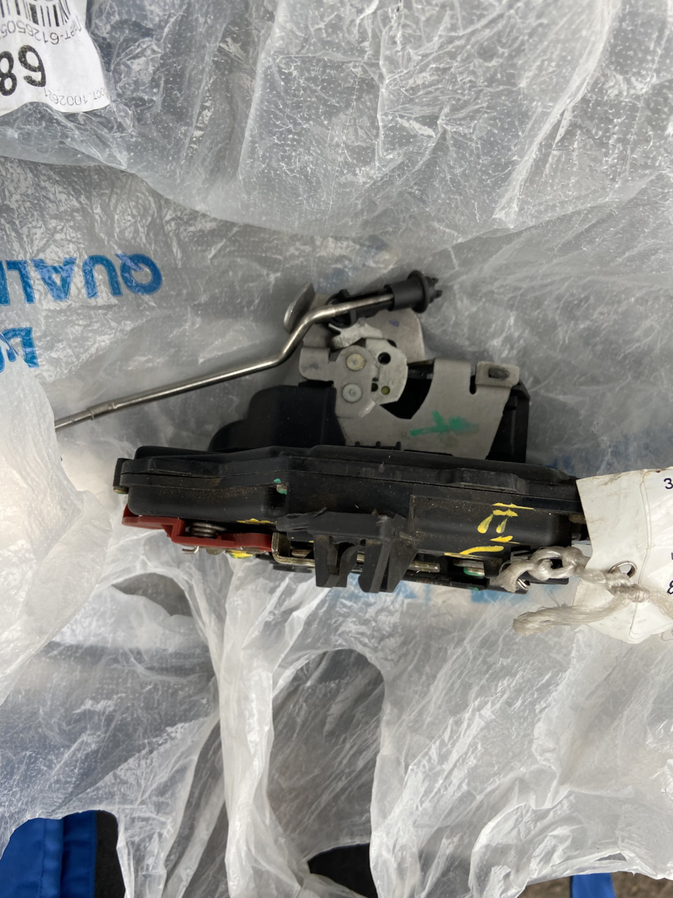 Дверной замок, режим Safe, шланг омывайки — Audi A4 Avant (B6), 1,8 л ...
