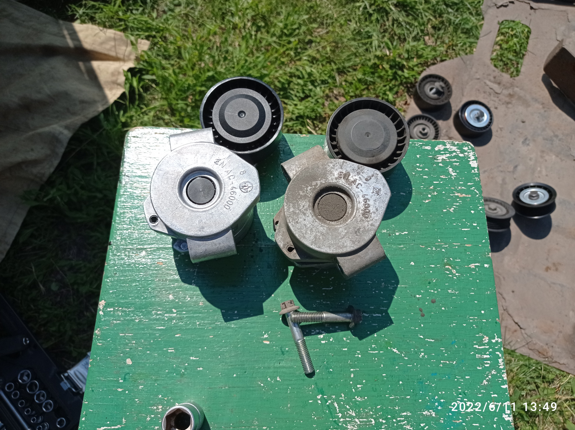 Отпуск не только отдых, замена приводных ремней и роликов. — Ford ...