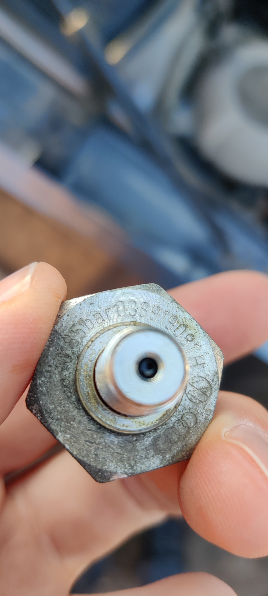 Первые проблемы: масленка и ошибки DTC 15188, DTC15189, P164B, P164D ...