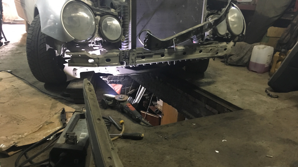 Mercedes-Benz E-Class (W210) 2.0 бензиновый 2001 | 2.0 compressor на DRIVE2