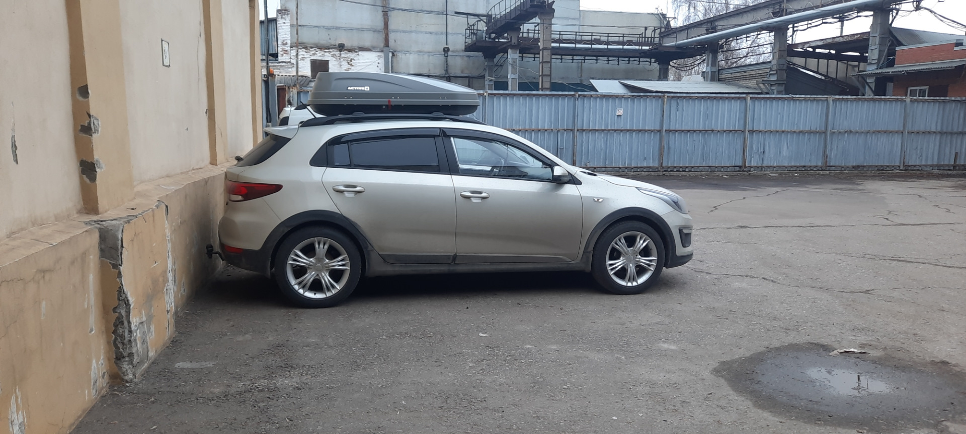 Лето на 17 — KIA Rio X-Line, 1,6 л, 2018 года | колёсные диски | DRIVE2