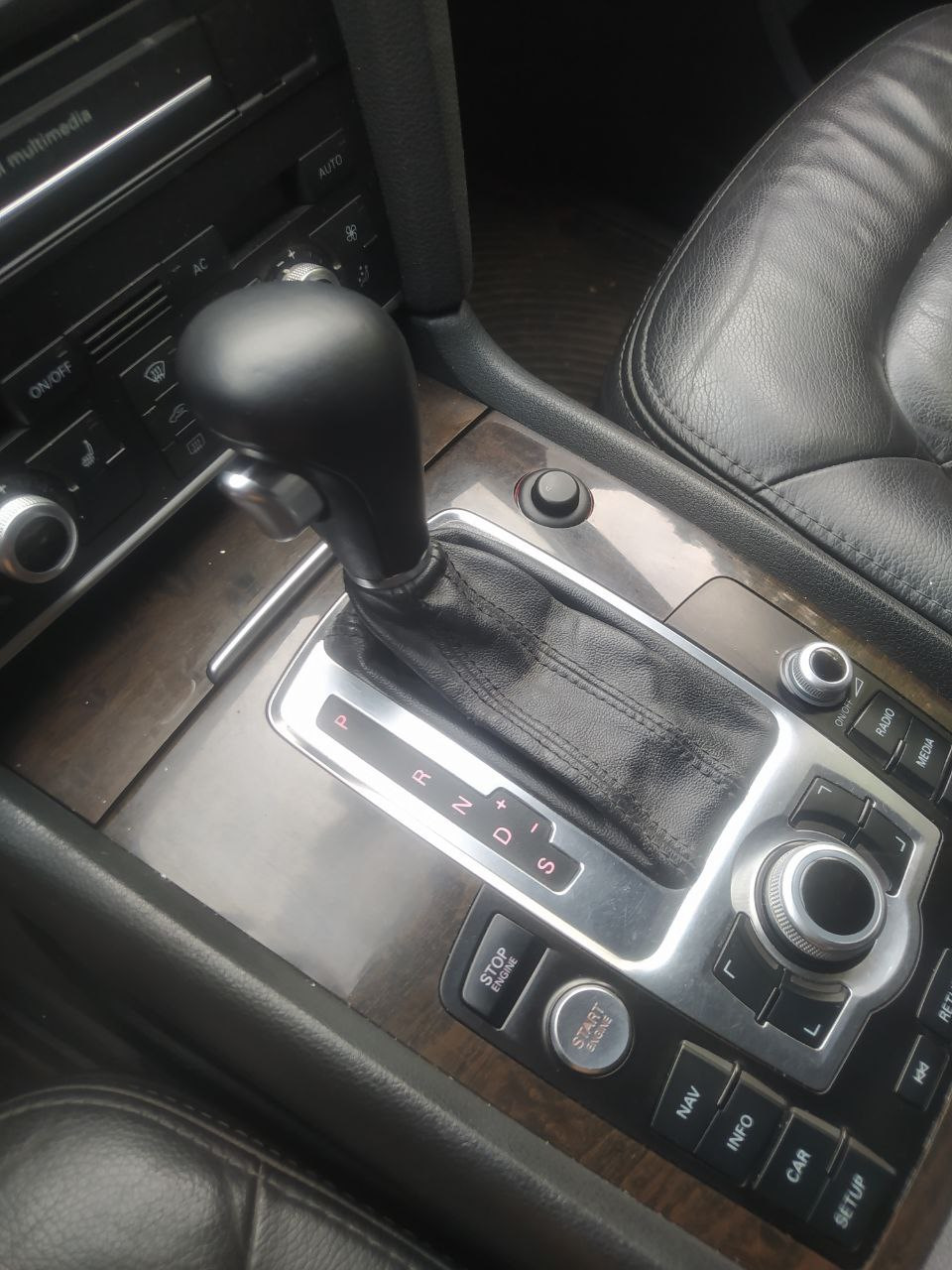 Ручка АКПП — Audi Q7 (1G), 3 л, 2011 года | стайлинг | DRIVE2