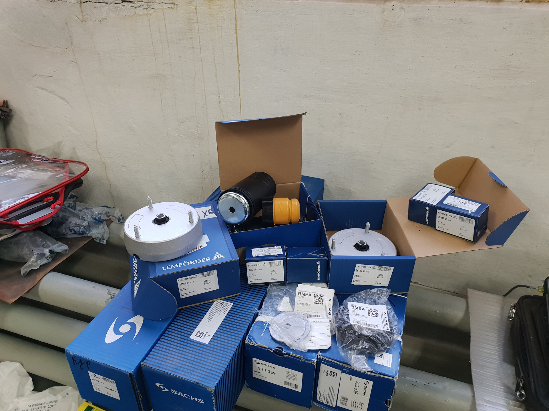 ТО: передние стойки и пружины — BMW X6 (E71/E72), 3 л, 2012 года ...