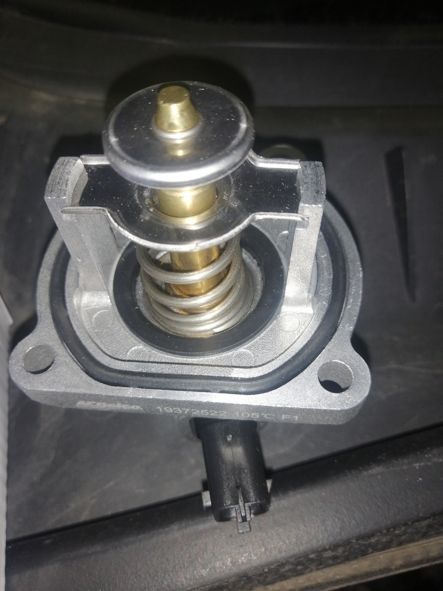 Термостат-как градус Цельсия — Chevrolet Orlando (1G), 1,8 л, 2013 года ...