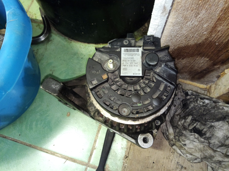 30658085 Механизм свободного хода генератора Volvo | Запчасти на DRIVE2