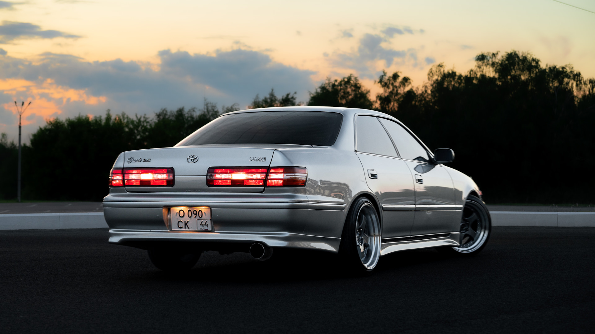 Toyota Mark II (100) 2.5 бензиновый 1998 | Легенда русского рэпа на DRIVE2