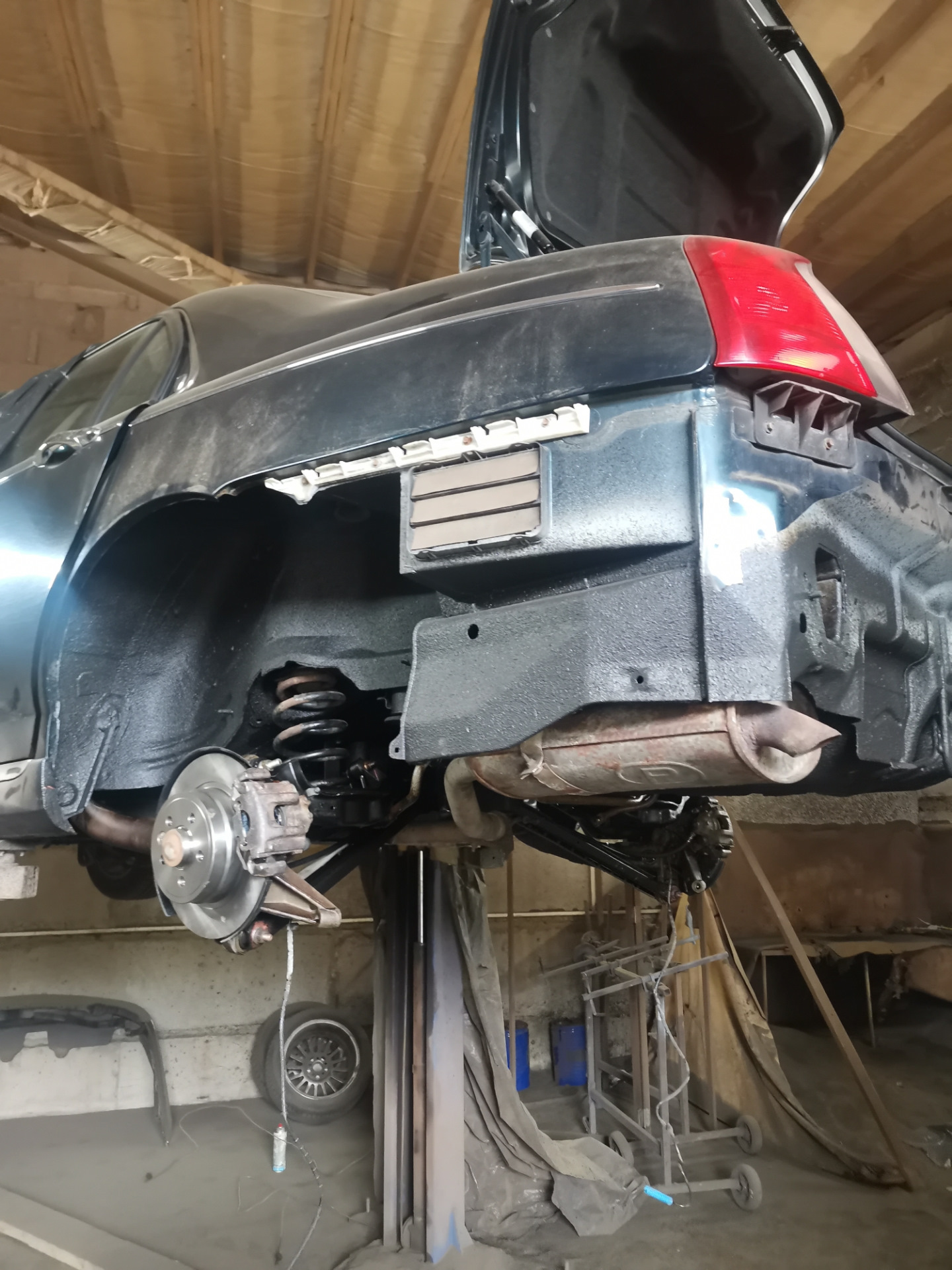 Задняя подвеска, пескоструй, антикорозийная обработка — Rover 75, 1,8 л ...