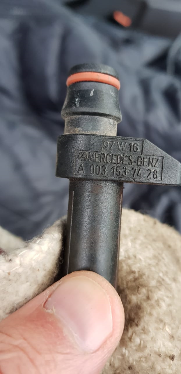 A0031537428 Датчик положения вала коленчатого Mercedes | Запчасти на DRIVE2