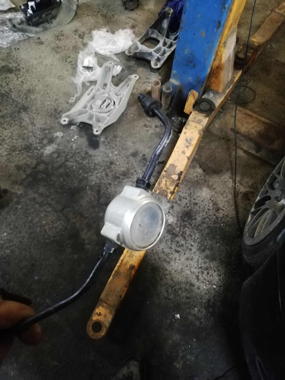 Замена КПП Вариатор -> Механика [SWAP 0AW на 0B1] — Audi A4 Avant (B8 ...