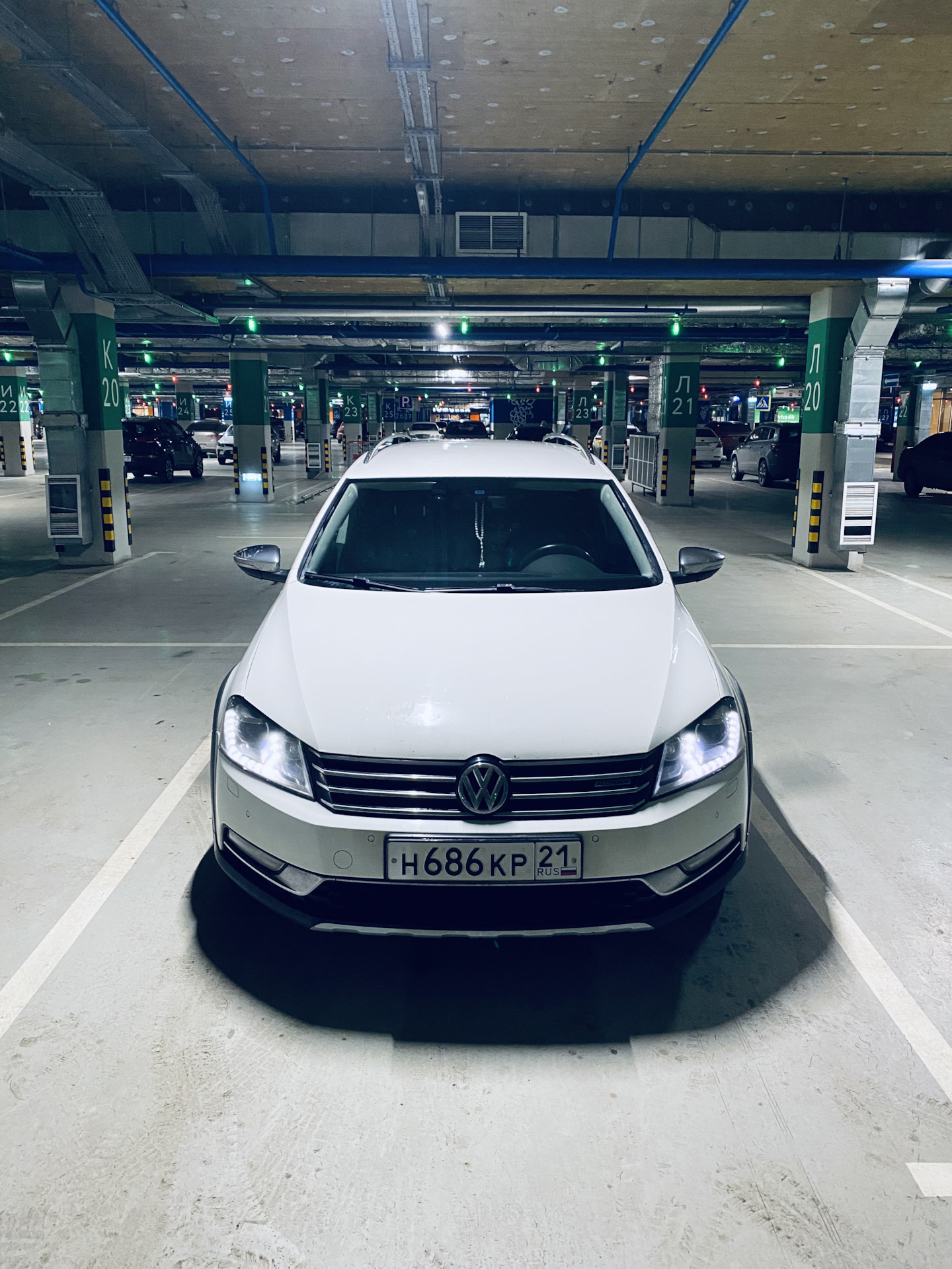 Что? Трек на выборах?😳 — Volkswagen Passat Alltrack (B7), 2 л, 2014 ...
