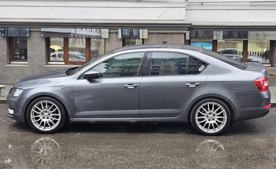 Sun control nr green 50 — Skoda Octavia A7 Mk3, 1,4 л, 2015 года ...