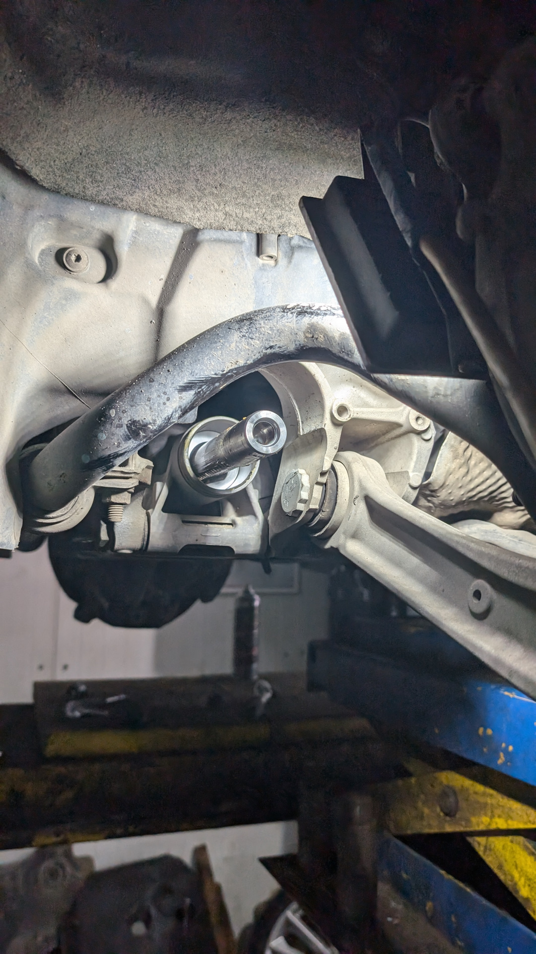 Замена рулевых тяг и наконечников — Audi Q5 (2G), 0,5 л, 2018 года ...