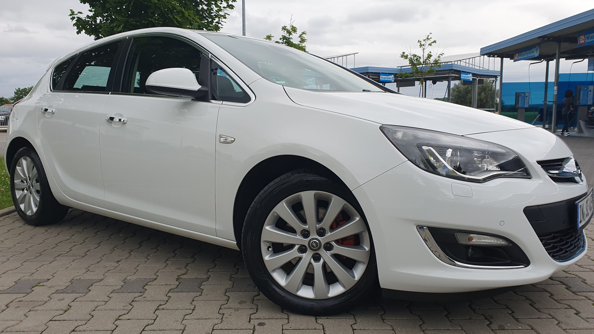 Opel Astra J 2.0 дизельный 2013 | 2.0 CDTI 165 PS на DRIVE2