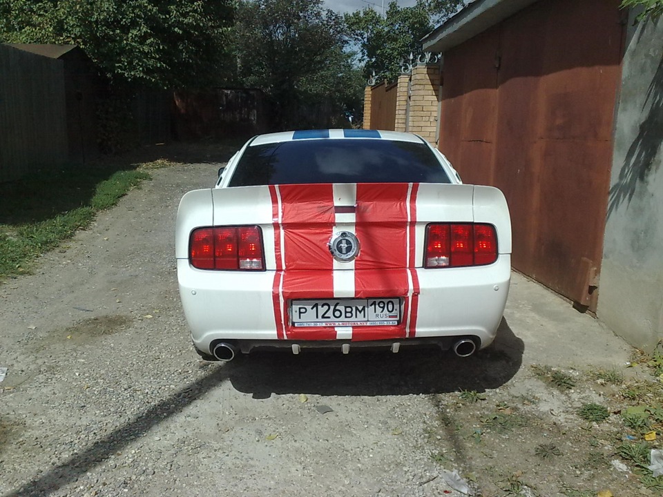 Замена страйпов — Ford Mustang (5G), 4 л, 2006 года | стайлинг | DRIVE2