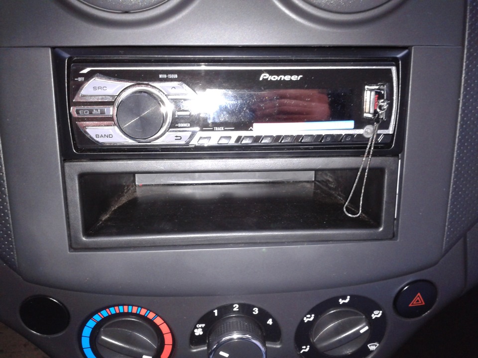 Pioneer MVH-150UB и Kicx PD-6.2 — ЗАЗ Vida, 1,5 л, 2013 года | автозвук ...