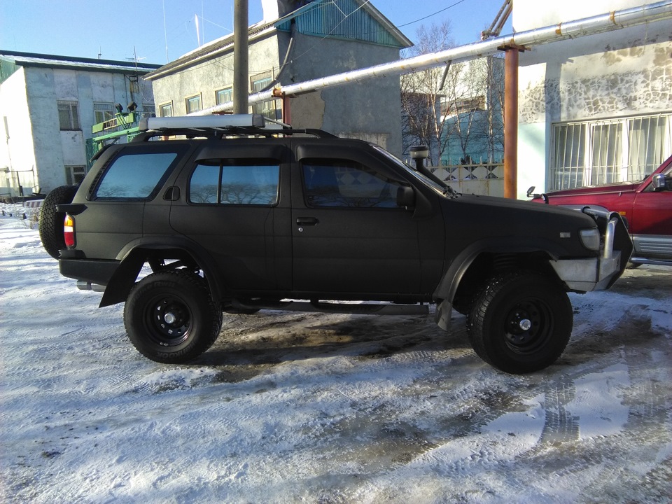 Брызговики + ветровики. — Nissan Terrano R50, 2,7 л, 1996 года ...