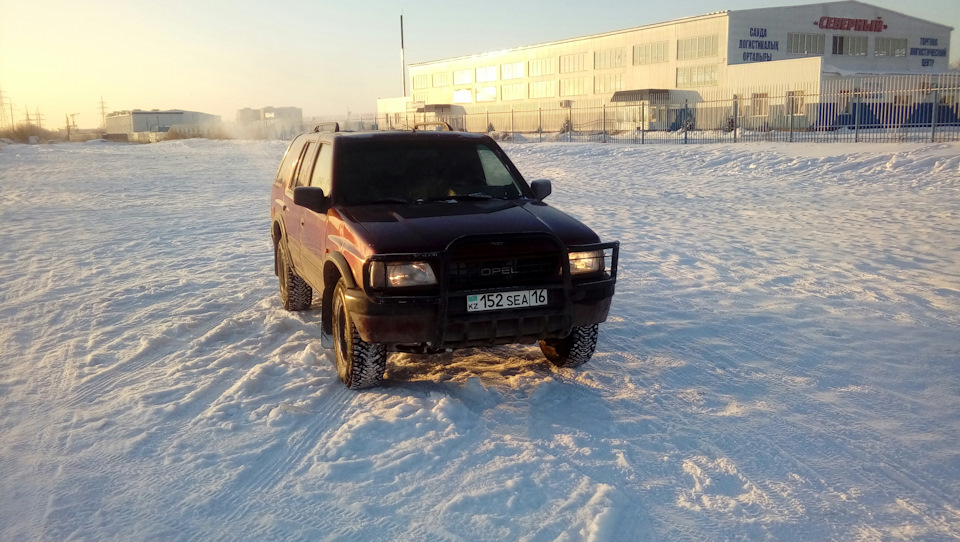 Что с ней? — Opel Frontera A Basic, 2,4 л, 1993 года | поломка | DRIVE2