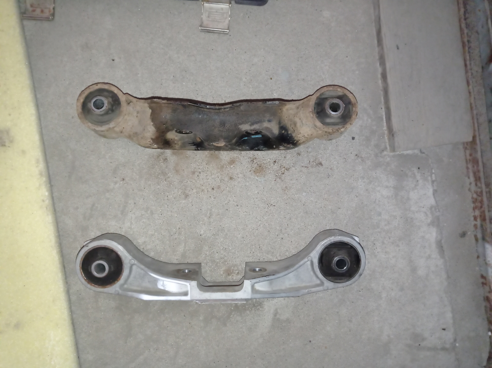 Облегчился. Замена опоры заднего редуктора. — Subaru Forester (SJ), 2,5 ...