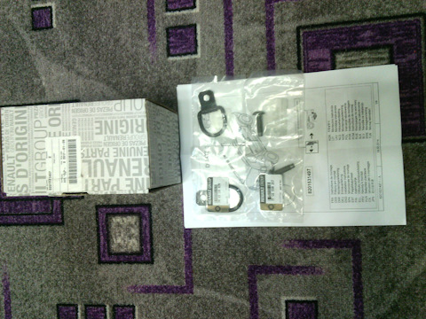 8201531497 Кронштейн фикс багажн отделения(мет) RENAULT | Запчасти на ...