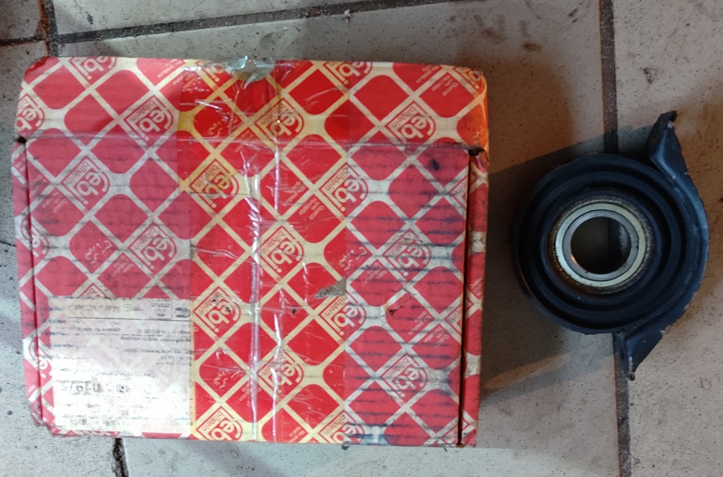 Появился стук при резком разгоне — устраняем, замена масла в ...