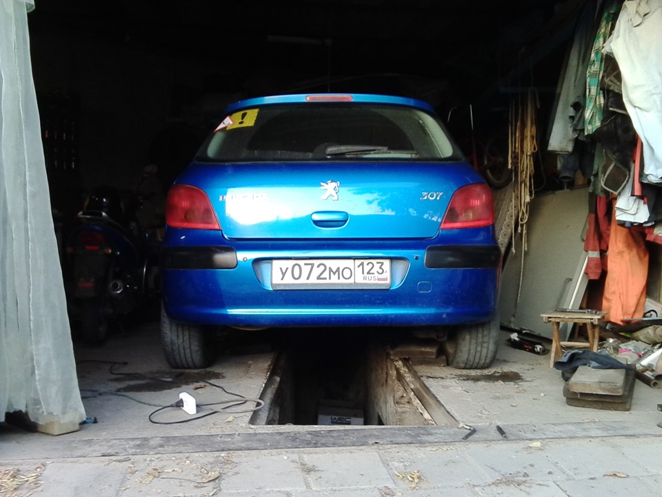 брызговики досвидос — Peugeot 307, 1,6 л, 2004 года | рейтинг и ...