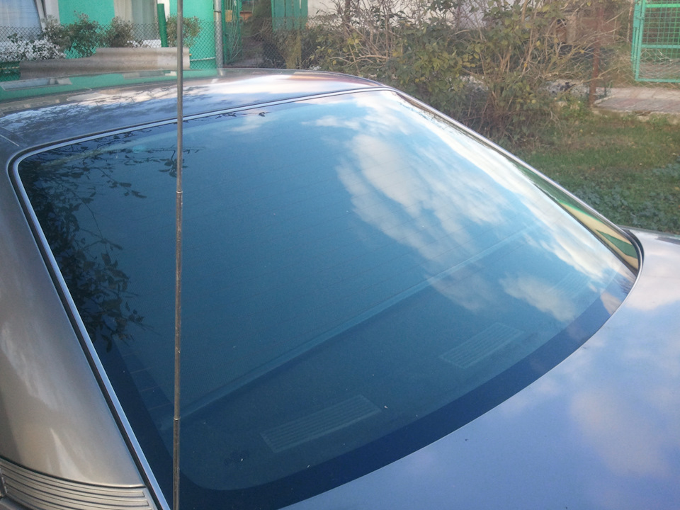 Расхерачил заднее стекло :( — Audi 100 (C3), 2,2 л, 1985 года | поломка ...