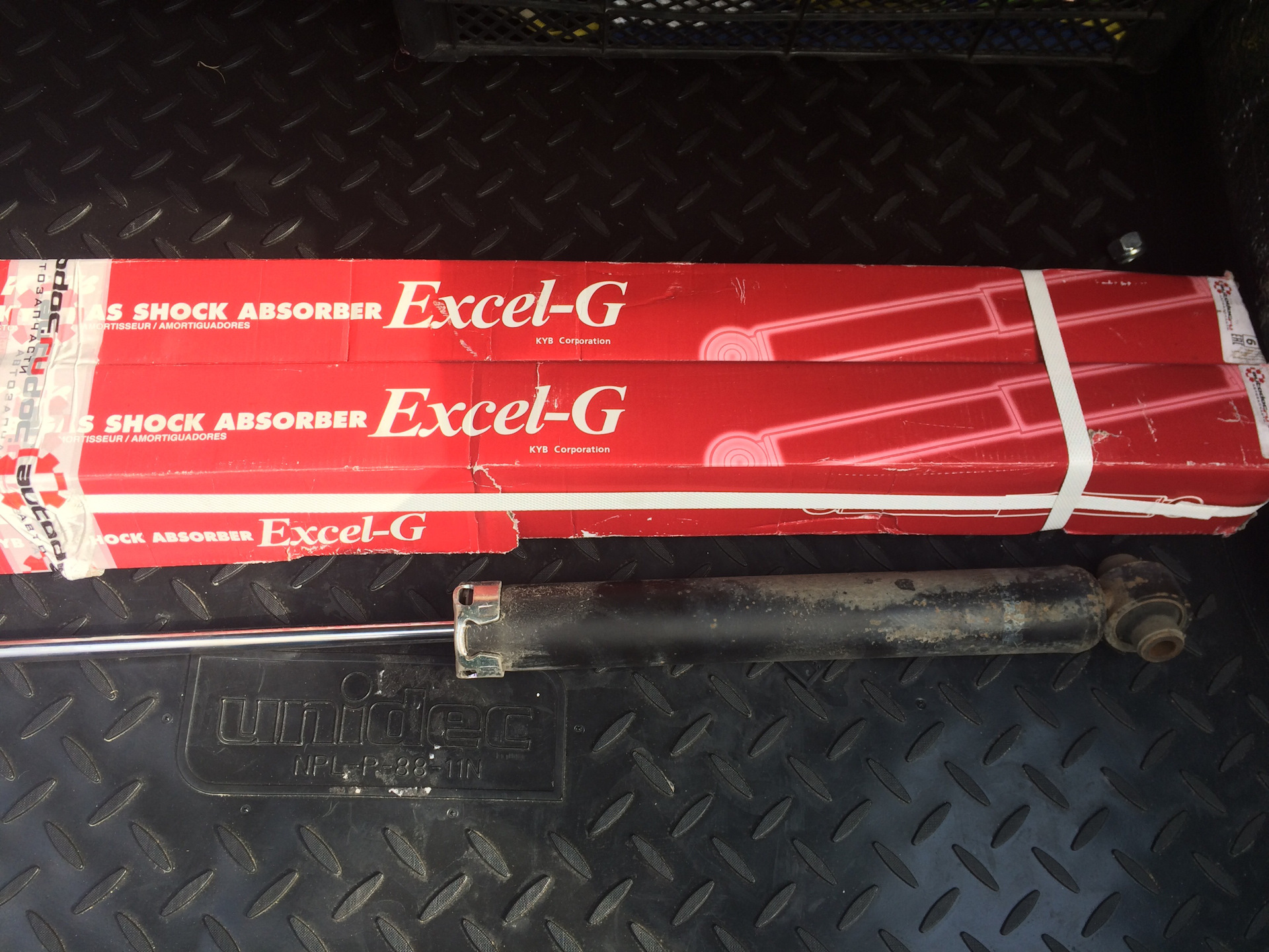 Everything is as usual (Все как обычно) — Toyota Corolla (140/150), 1,6 ...