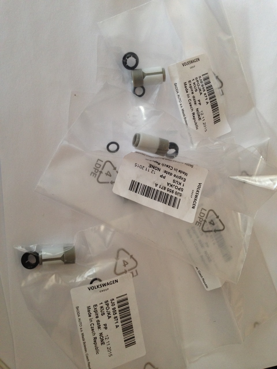 5J0955871A Соединение VAG | Запчасти на DRIVE2