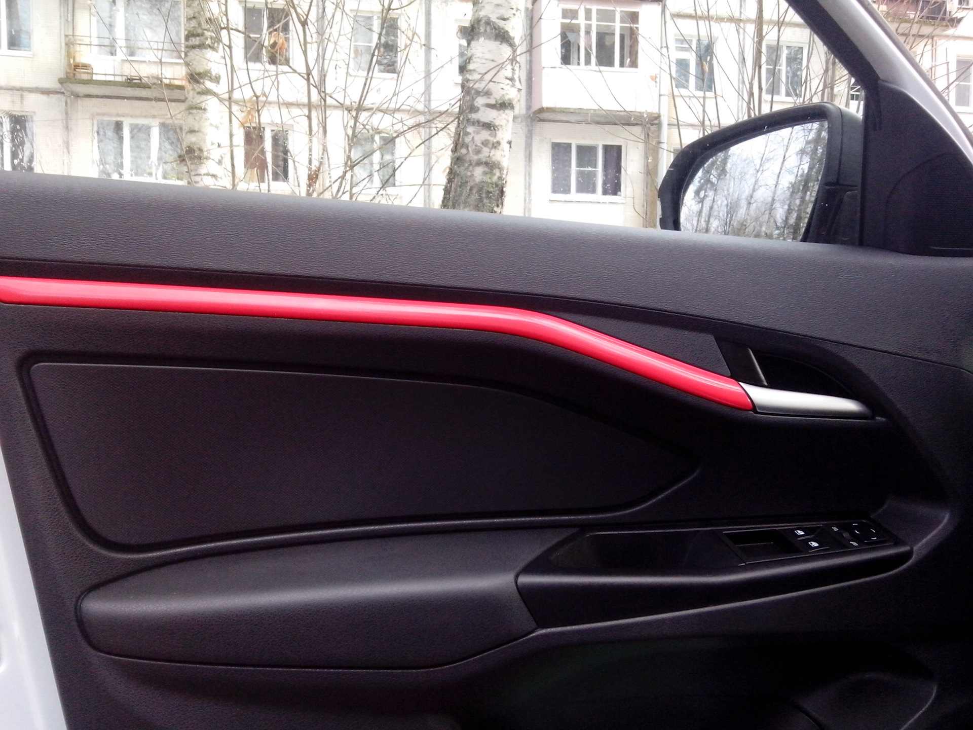 Немного красного, часть 2 — Lada Vesta (1G), 1,6 л, 2016 года | стайлинг | DRIVE2