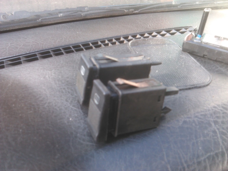 Кнопка обогрева стекла — Audi 80 (B3), 1,8 л, 1988 года | своими руками ...