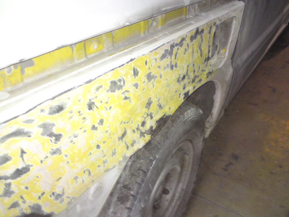 Про правое заднее крыло — Nissan Vanette (3G), 2,3 л, 1996 года ...